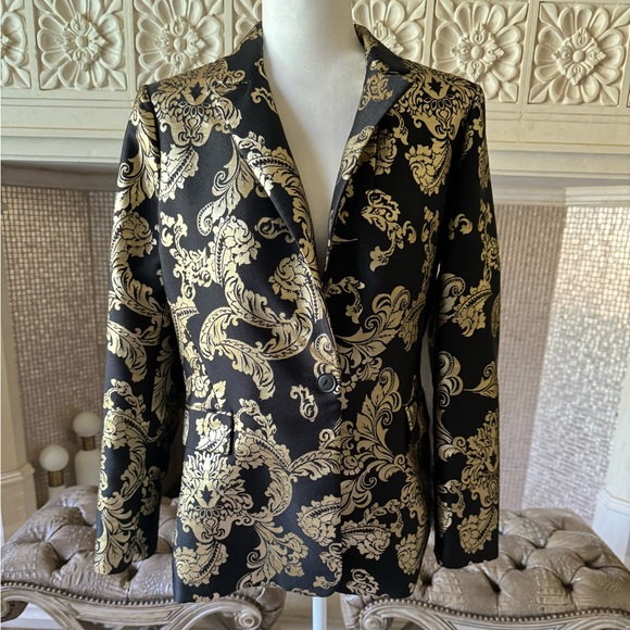 Alice + Olivia | Jackets & Coats | Gold Metallic And Black Two Piece ...